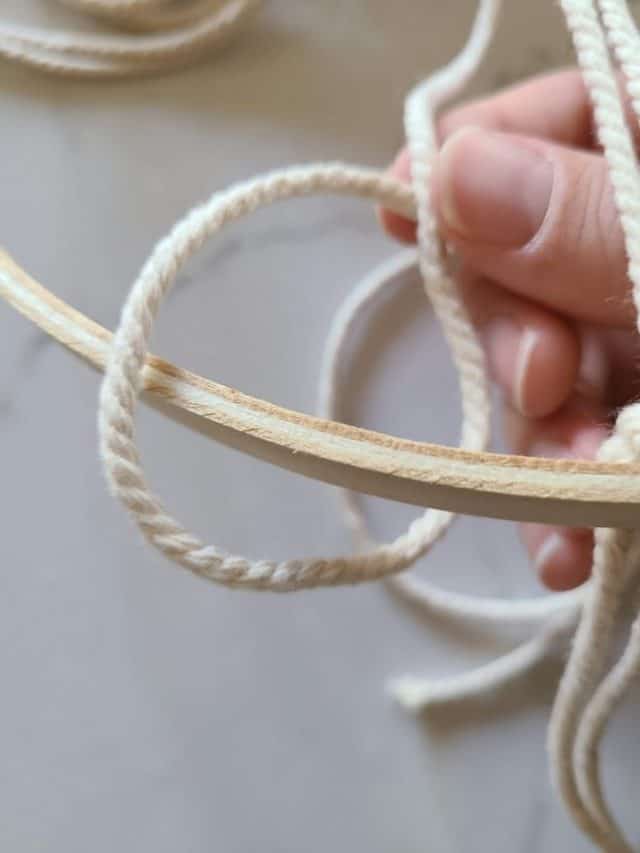 How To Make Modern Macrame Wall Hanging on Embroidery Hoop – GrowIt BuildIT